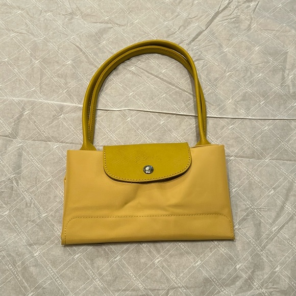 Longchamp | Bags | Nwt Longchamp Yellow Le Pliage Bag Medium Leather ...
